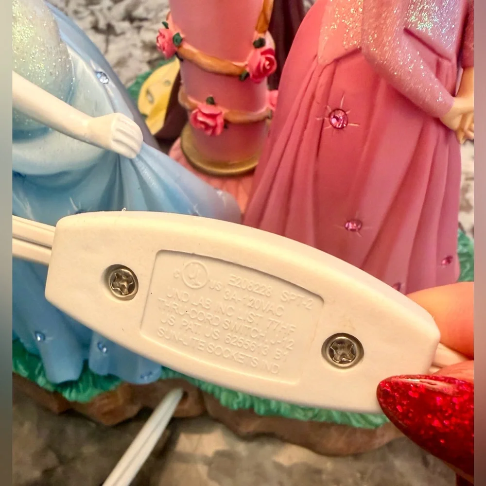 Disney | Accents | Disney Princess Table Lamp Snow White Cinderella ...